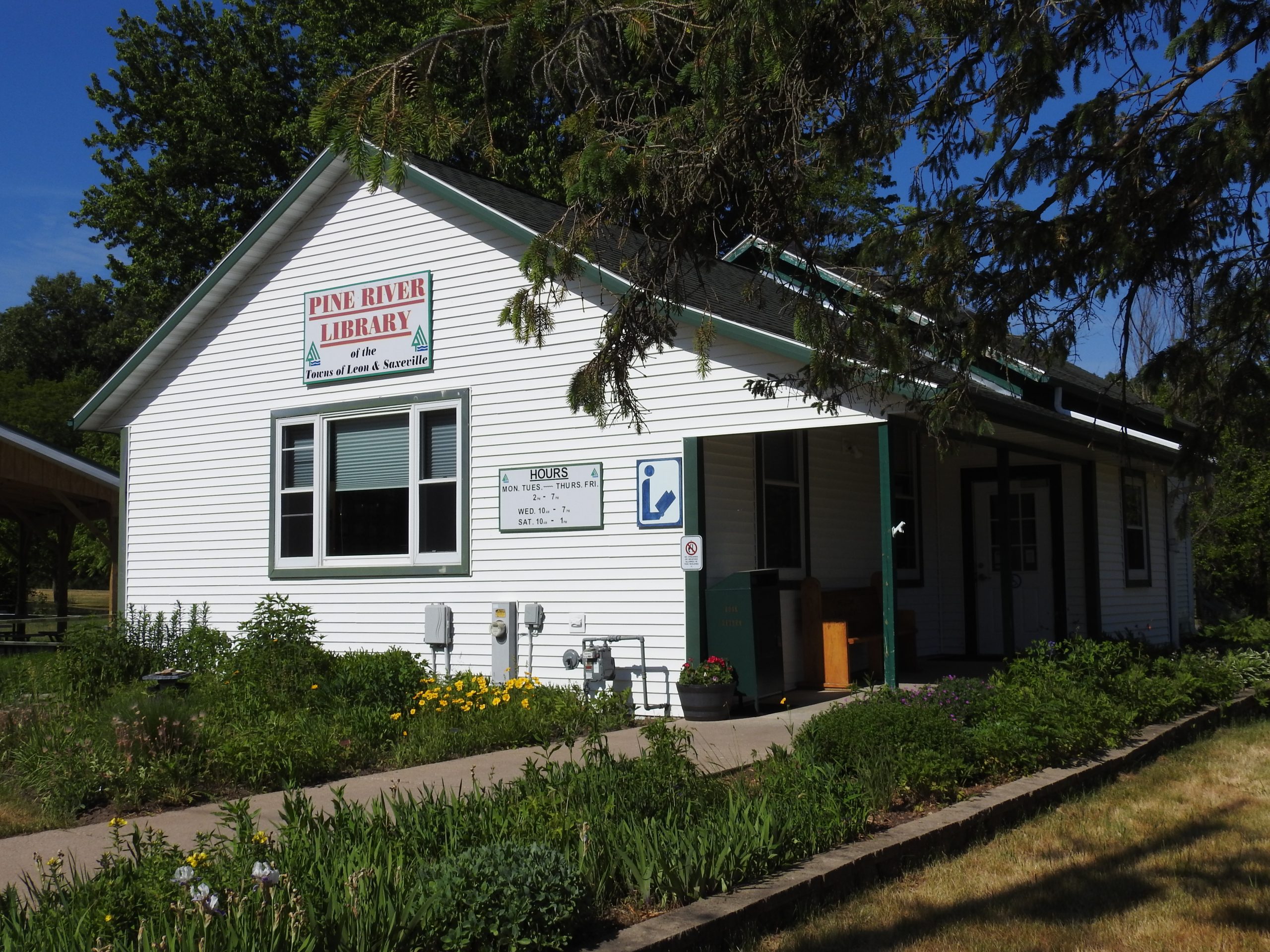 Welcome to Pine River Library | Pine River Library of Leon and Saxeville