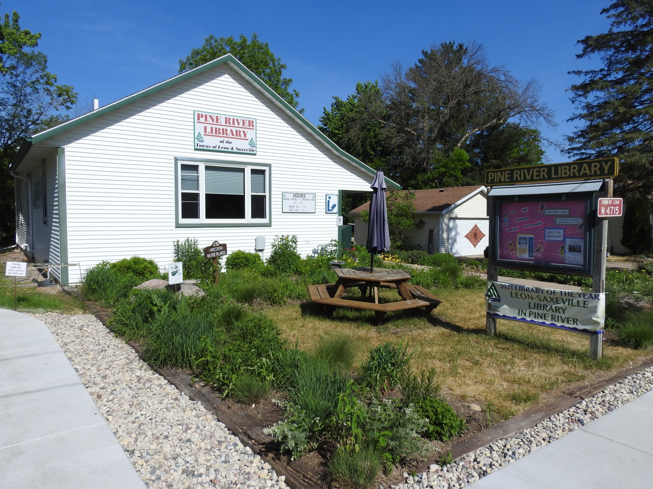 Services | Pine River Library of Leon and Saxeville